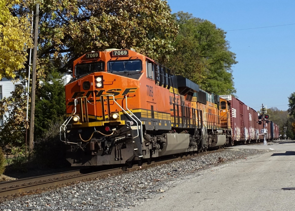 BNSF 7069-181